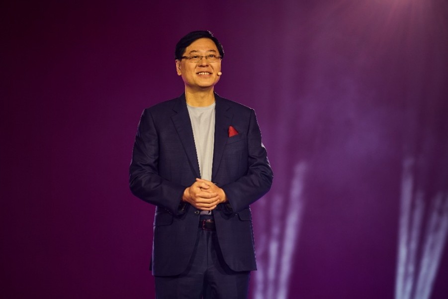 Lenovo’s Aura Edition and Qira Takes the Stage at CES 2026